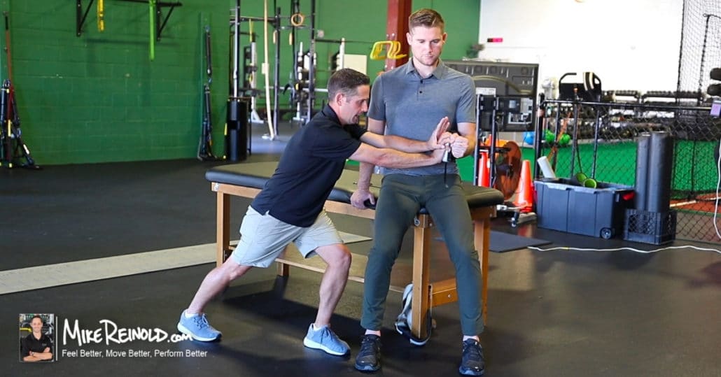 How to Measure Strength with a Handheld Dynamometer - Mike Reinold